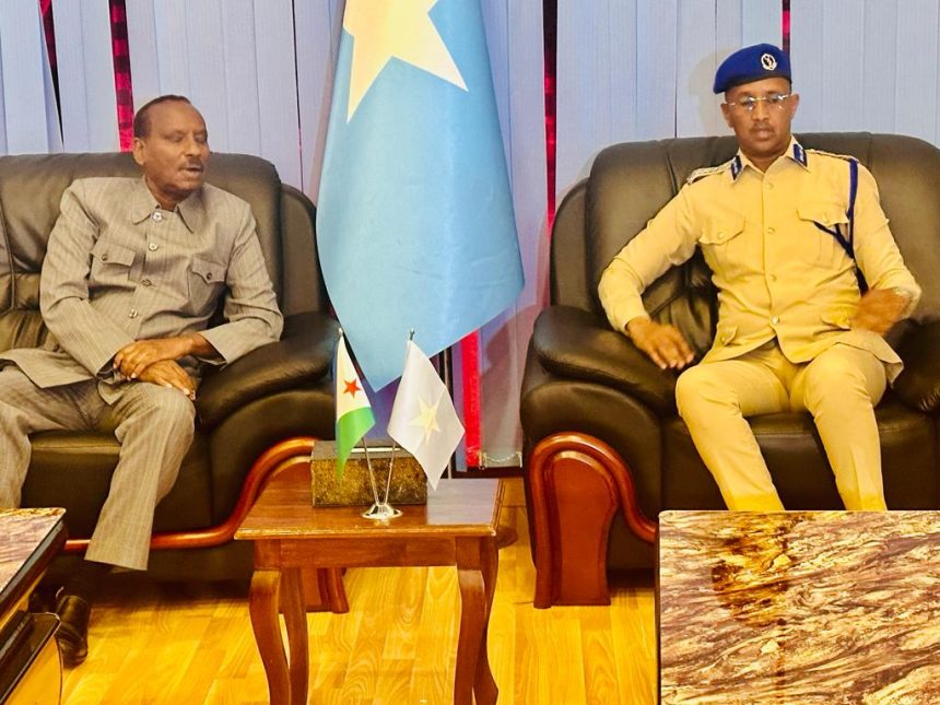 On a historic visit to Mogadishu, Djibouti’s Police Chief extends a ...