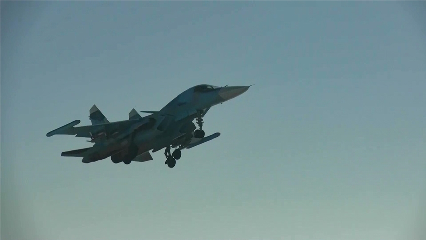 Two pilots were killed when a Russian Su-34 fighter jet crashed ...