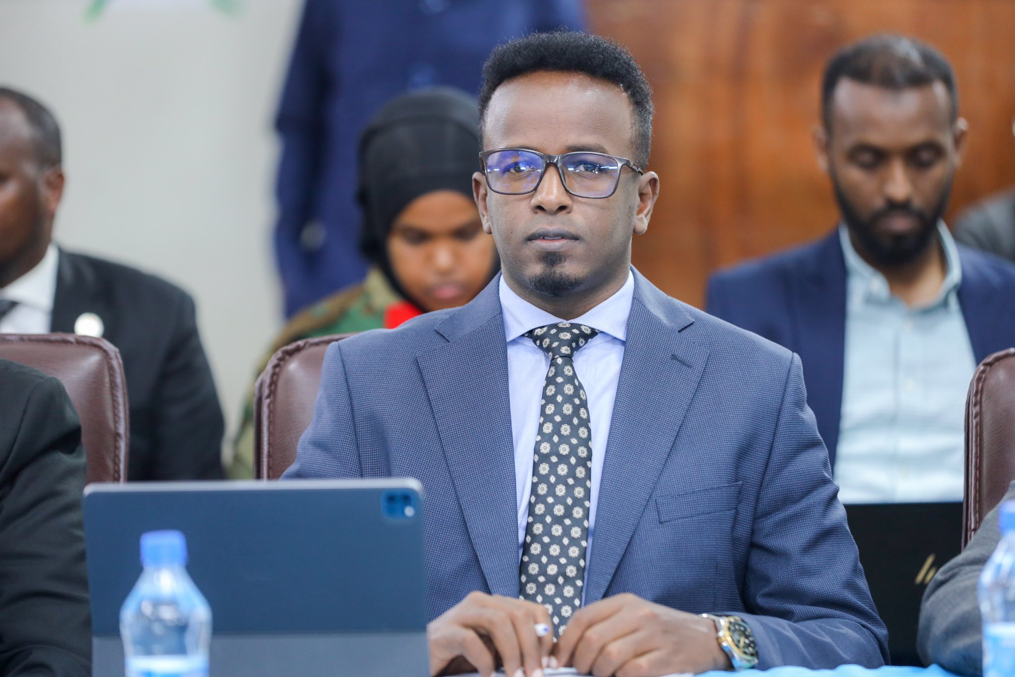 Somali State Defense Minister H.E. Omar Ali Abdi Threatens Airstrikes ...